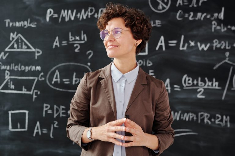 Cum ar trebui sa fie profesorul modern? - RATB